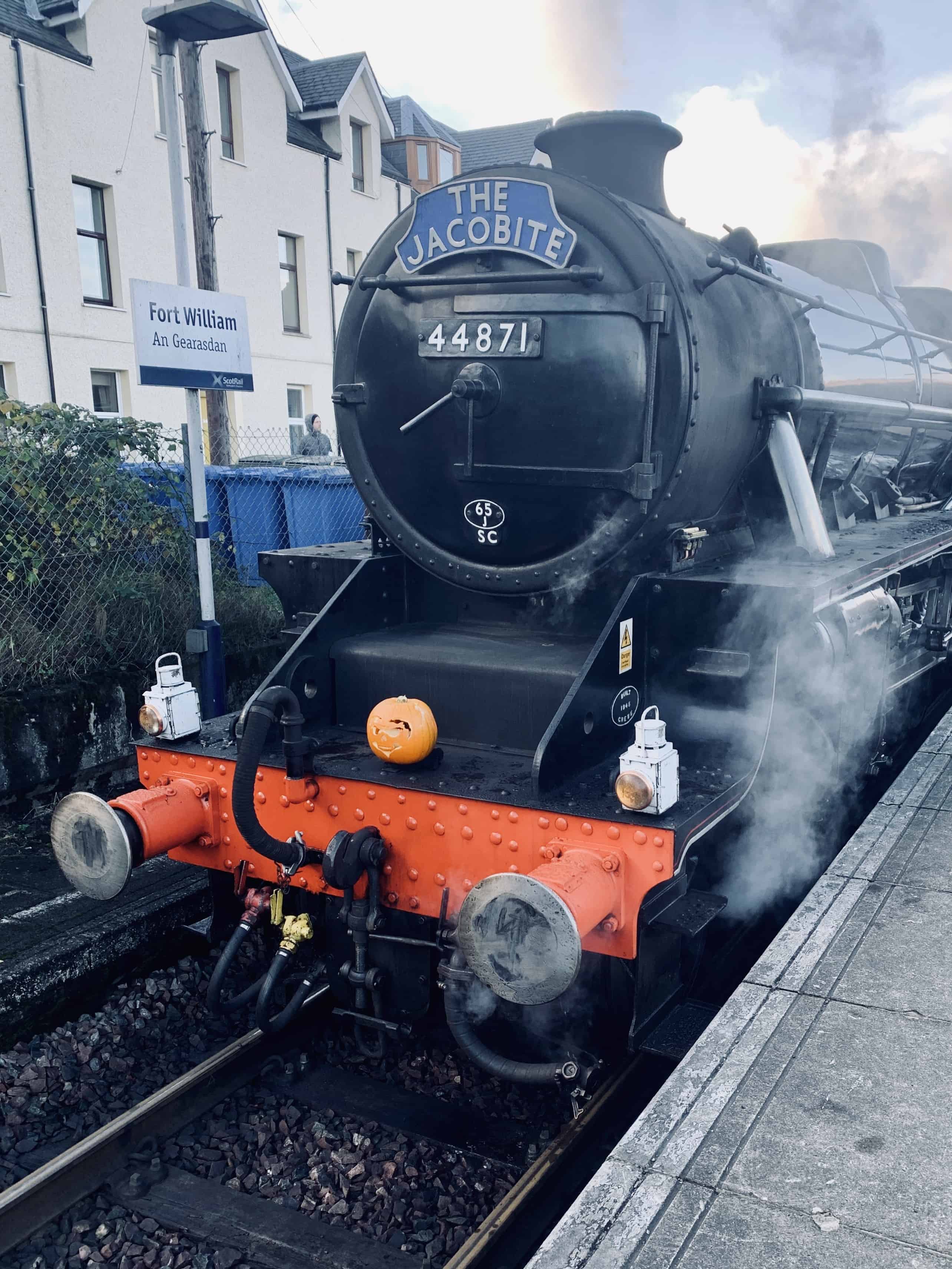 The Jacobite steam train: everything you need to know - lucyliveshere